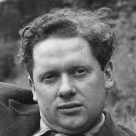 Swashvillage Dylan Thomas Biografía