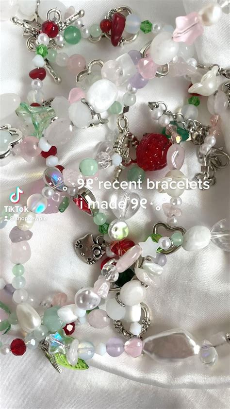 Cute Gemstone Strawberry Hello Kitty Beaded Bracelets