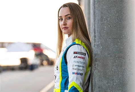 Sabré Cook Returns With Jdx Racing For 2026 Porsche Carrera Cup North