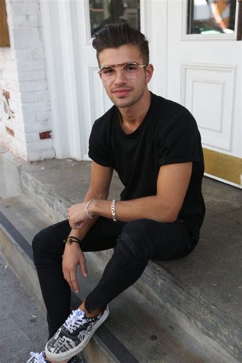 The Eyewear Guide The Best Men S Eyeglasses Of 2022 Artofit