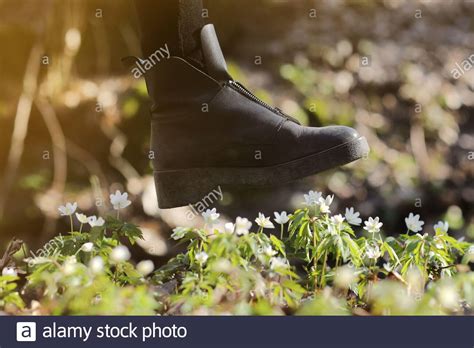 Trample Girls Cleats