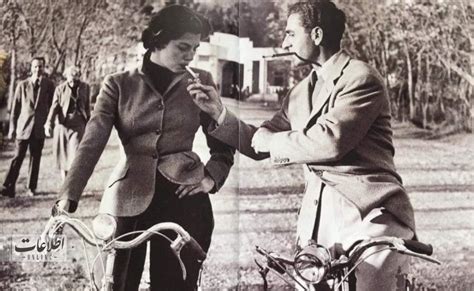 خبرآنلاین انتشار خبر جشن تولد ثریا در روزنامه عکس عجیب شاه و ملکه