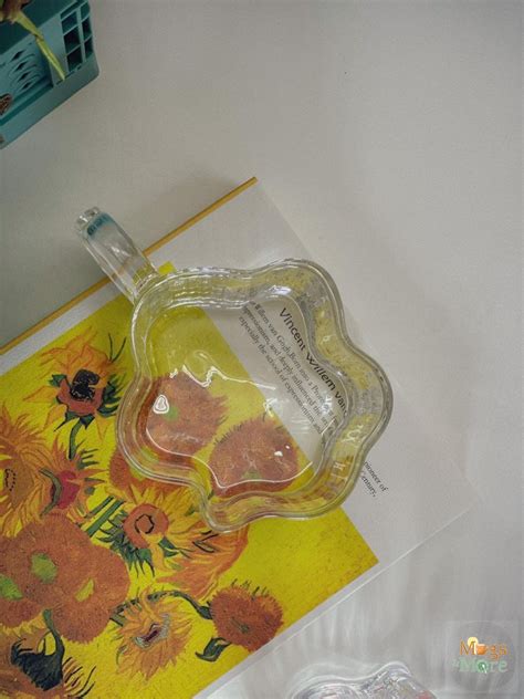 مج شفاف بشكل مميز ورسومات لطيفة