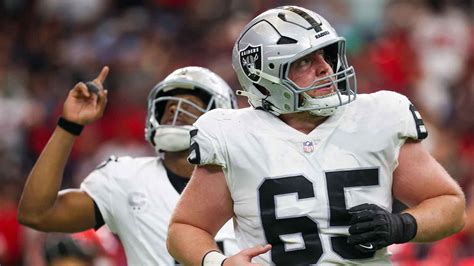 Tyler Linderbaum Raiders Grades For 81 Million Contract In 2026 Nfl