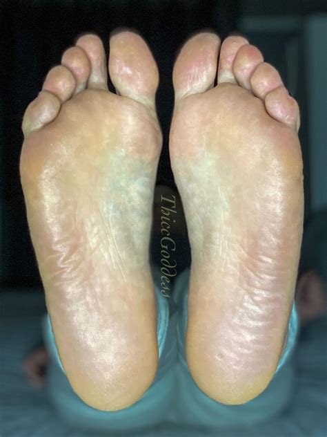 Enjoy 👅💦 R Feet Nsfw