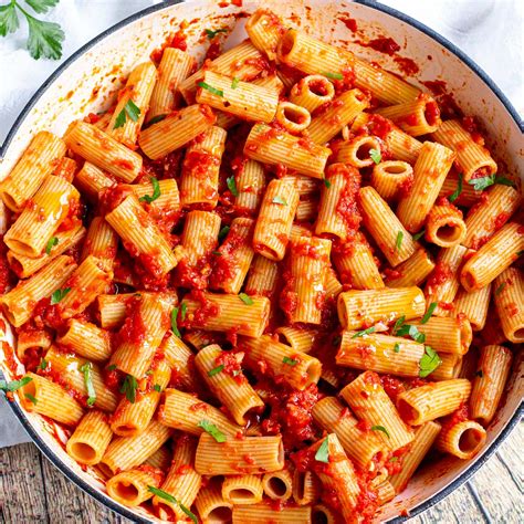 Rigatoni Mit Aubergine Paprika Und Tomaten Rezepte Suchen