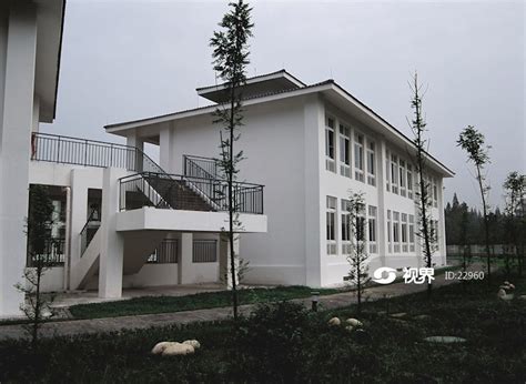 灾后重建的都江堰市（顶新）新建小学 图片 轩视界