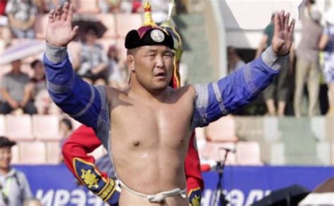 Монгол Улсын арслан Р Пүрэвдагва түрүүллээ