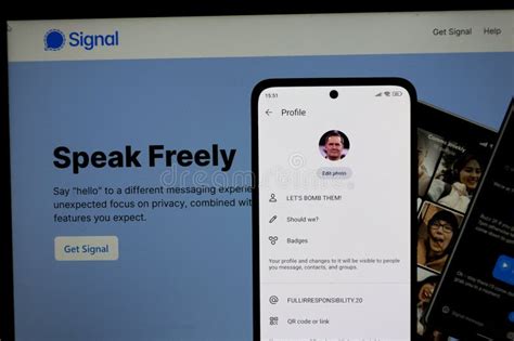american open source encrypted messaging service signal app with mike