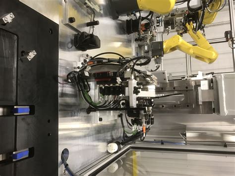 Robotic Assembly Cell Parmerit