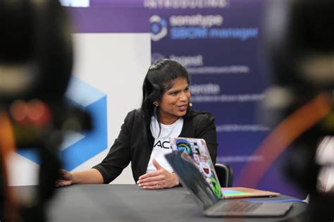 Oracle Open Source Cloud Standards And Ai Focus Siliconangle