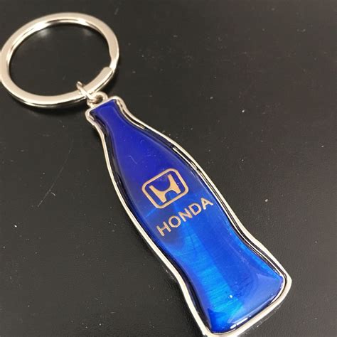 现货金属钥匙扣酒瓶形状开瓶器钥匙扣可激光刻字logo 阿里巴巴