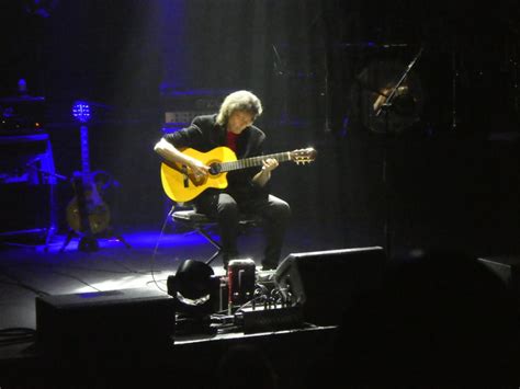 Steve Hackett Keeping The Spirit Of Genesis Live