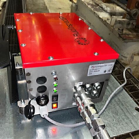 Robust And Precise Inline Analyser For Real Time Oil Condition Monitoring Showcased At Leading