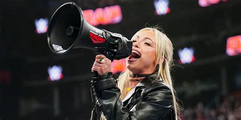 How Liv Morgan Picked Up A Nasty Cut On Wwe Raw During Tag Team Match