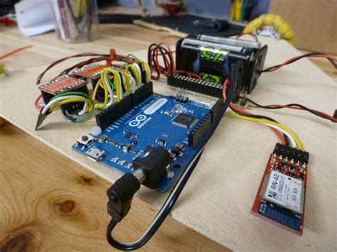 plataforma robot con arduino bluetooth y android