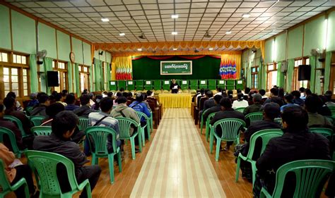 ကချင်ပြည်နယ်ဝန်ကြီးချုပ် ဝိုင်းမော်မြို့နယ်အတွင်းရှိ ရေဘေးသင့်ပြည်သူမ