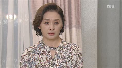 한 가족 하지만 불편하고 외로운 이응경 네이버 Tv