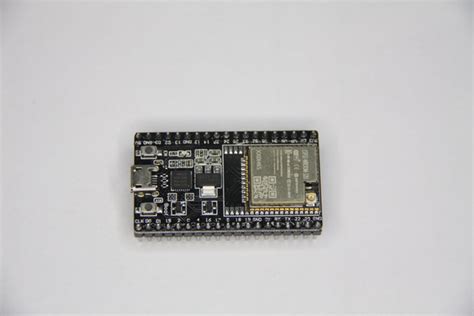 Модуль Wi Fi Bluetooth макетная плата два ядра Esp32 Wroom 32u купить на Ozon по низкой цене