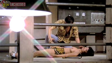 Naked Chen Ping In The Oily Maniac