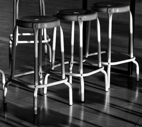 Premium Photo | Empty chairs and table