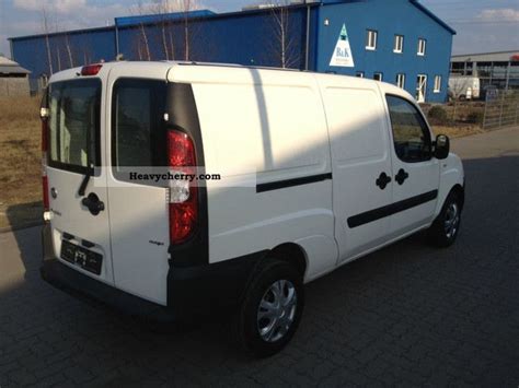 Fiat Doblo Jtd Maxi Dpf Tkm Box Type Delivery Van Long Photo And Specs