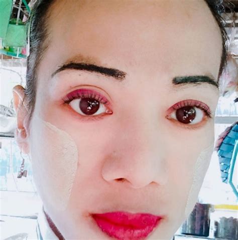 သူတို့ခမျှလည်း အသက်ထက်ဝမ်းရေးမို့လို့ စွန့်စားပြီးဖျှော်ဖြေရတာနော်💜💜💜 ဂ ငယ်