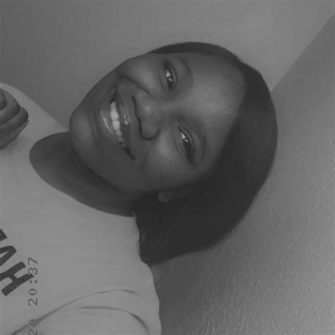 Ericka Lee Sales Specialist S4 Communications Linkedin