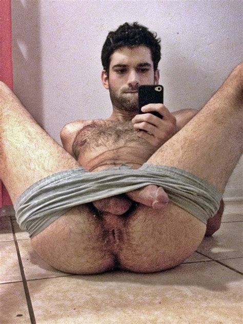 Hairy Naked Men Selfies