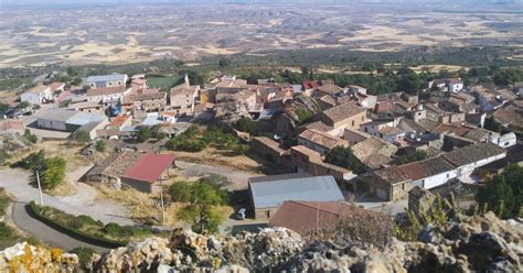 Trabajo Y Casa Gratis El Pueblo De España En El Que Puede Vivir