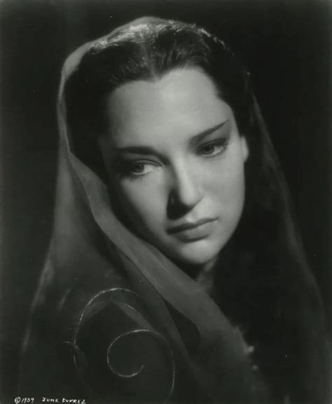 40 Beautiful Portrait Photos Of June Duprez In The 1930s And 40s