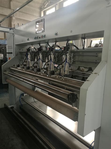 220cm Width Polyester Shawl Cutting Machine With 6 Ultrasonic Cutters