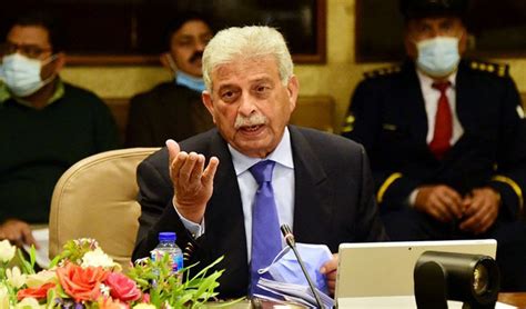 Rana Tanveer Presents Industrial Policy To Boost Foreign Investment Pakistan Observer