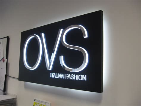 Короб с подсветкой на стену 91 фото