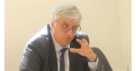 Иван Нейков издъхна внезапно на 68 години