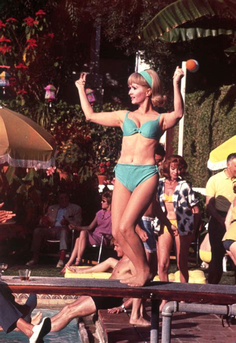 Debbie Reynolds Her Greatest Roles And Life In Photos