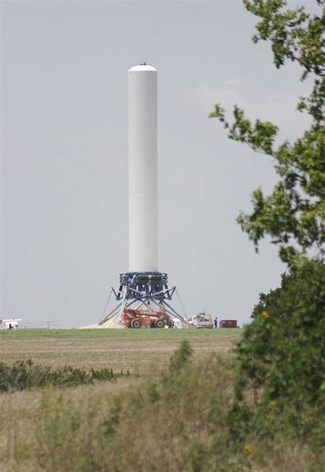 Spaceflight Now Breaking News Photos Grasshopper Reusable Rocket Demo Spaceflight Now Breaking News Photos Grasshopper Reusable Rocket Demo