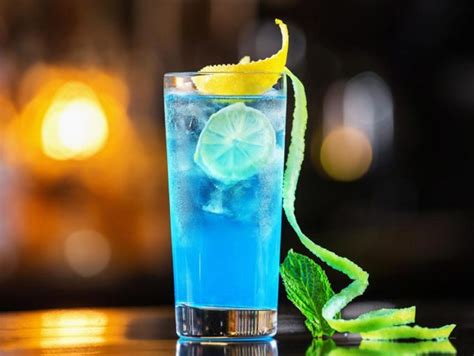 Коктейль Голубая лагуна (Blue Lagoon) - AlcoWiki.org