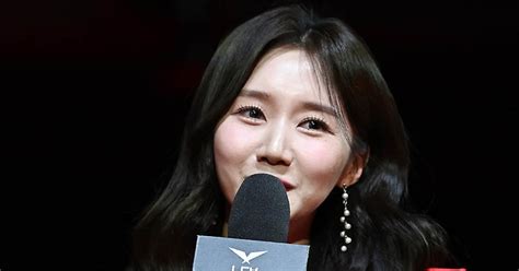 윤수빈 아나운서 명불허전 꽉수빈[엑s Hd화보]