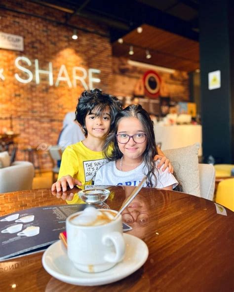 تصاویر دیده نشده از همسر مجید صالحی و فرزندان دو قلوی آنها بیوگرافی