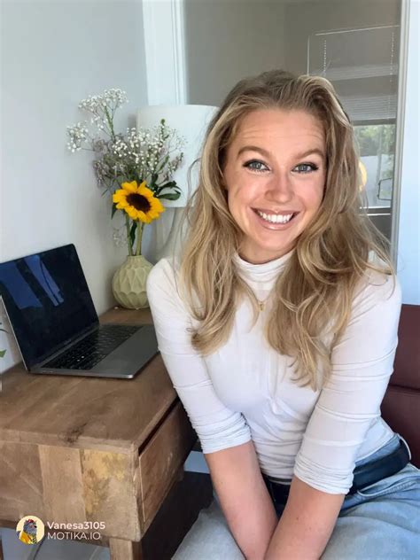 „Мајка ми ми го извади моето „убаво“ име од календар па така постојано трбеа да ги убедувам