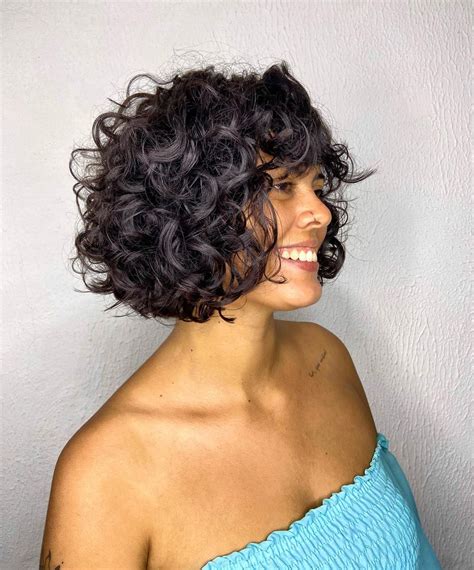 30 Irresistible Long Curly Bob Hairstyles You Need To See