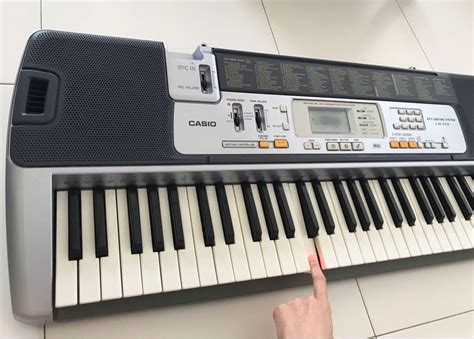 Casio Lk 110 With Hercules Keyboard Stand Hobbies And Toys Music And Media Musical