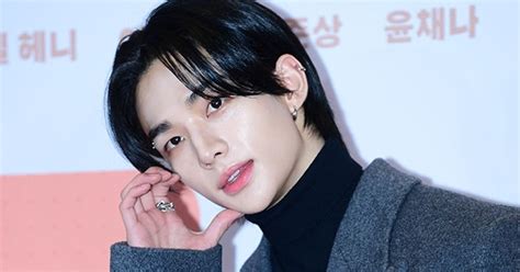 스트레이키즈 황현진 ‘귀공자 볼하트