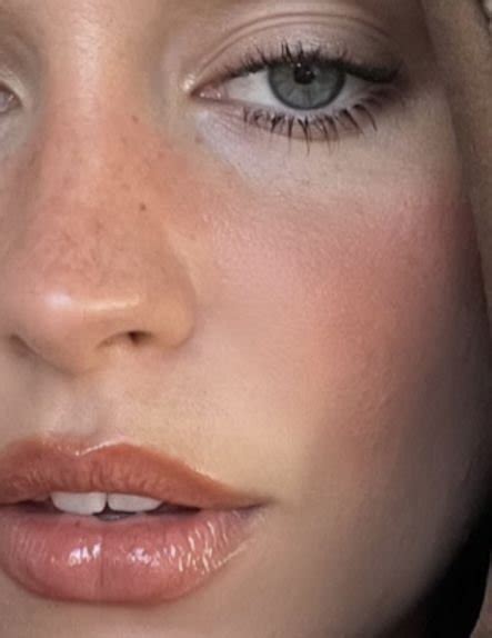 Sunscreen Makeup — Vanity Stories