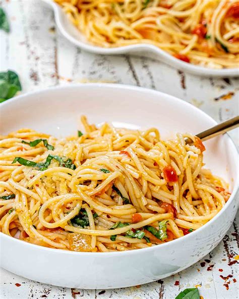 25 Delicious Pasta Pomodoro Recipes To Try Today Mexfoody