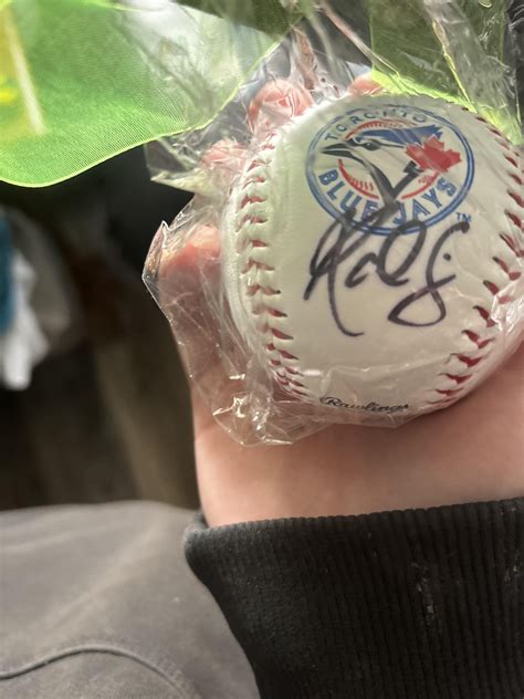 Any Idea Whose Signature This Is R Torontobluejays