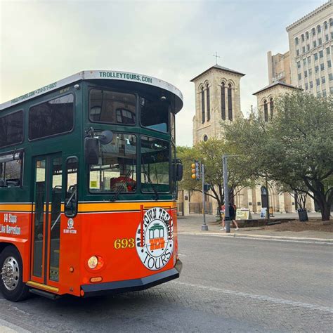 Trolley Tour And River Walk Cruise