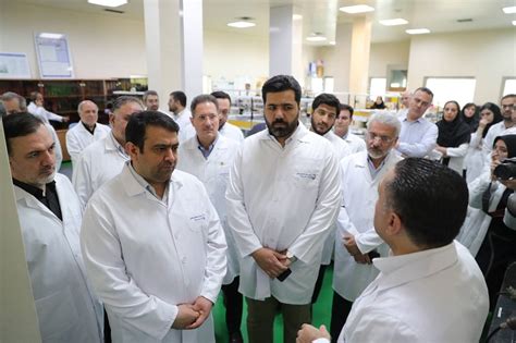 بازدید مدیرعامل بانک ملی ایران از شرکت داروسازی جابرابن حیان