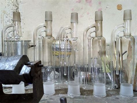 Toko Alat Laboratorium Produsen Furniture Laboratorium